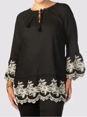 Forever 21 | Tops | Forever 2 Black Tunic With Floral Embroidery | Poshmark